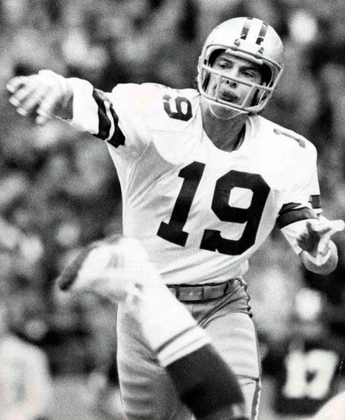 Legendary Days: Clint Longley Saves Dallas On Thanksgiving | Taylor ...