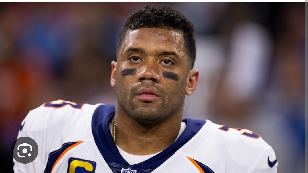 The Truth Behind Russell Wilson’s Benching | Taylor Blitz Times
